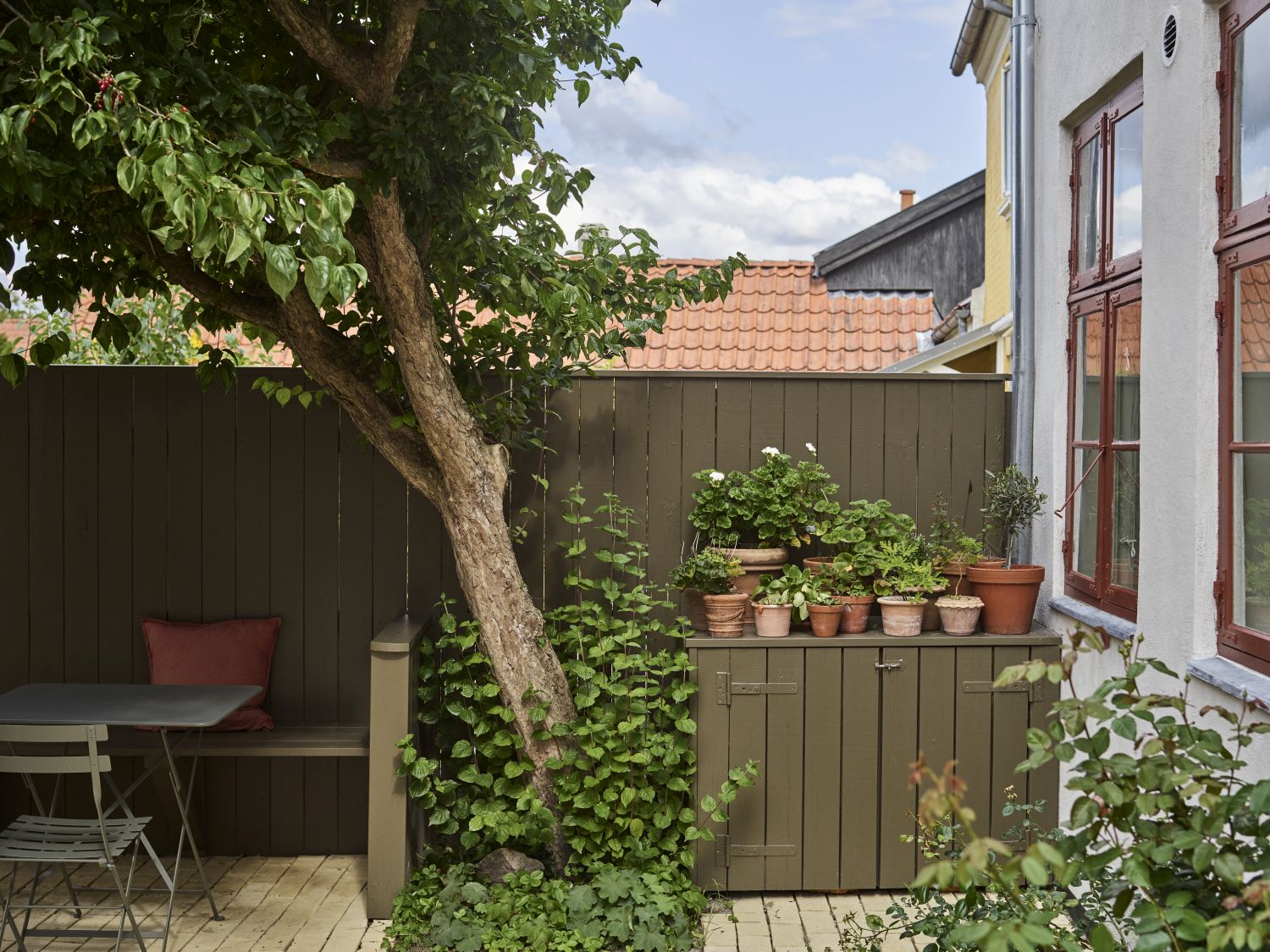 Farrow & Ball Exterior Eggshell Archive Colours-FB-XEA