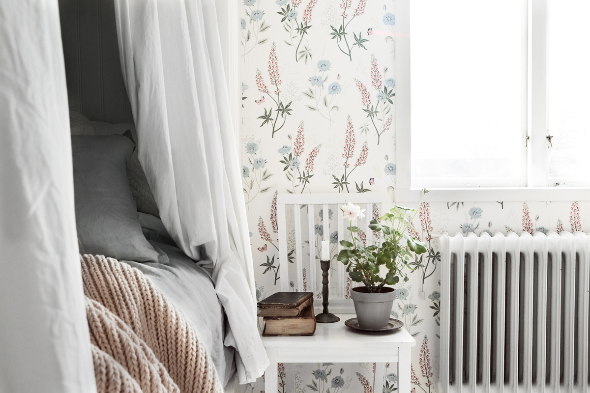 Sandberg | Blumentapete Emma | meinewand.com