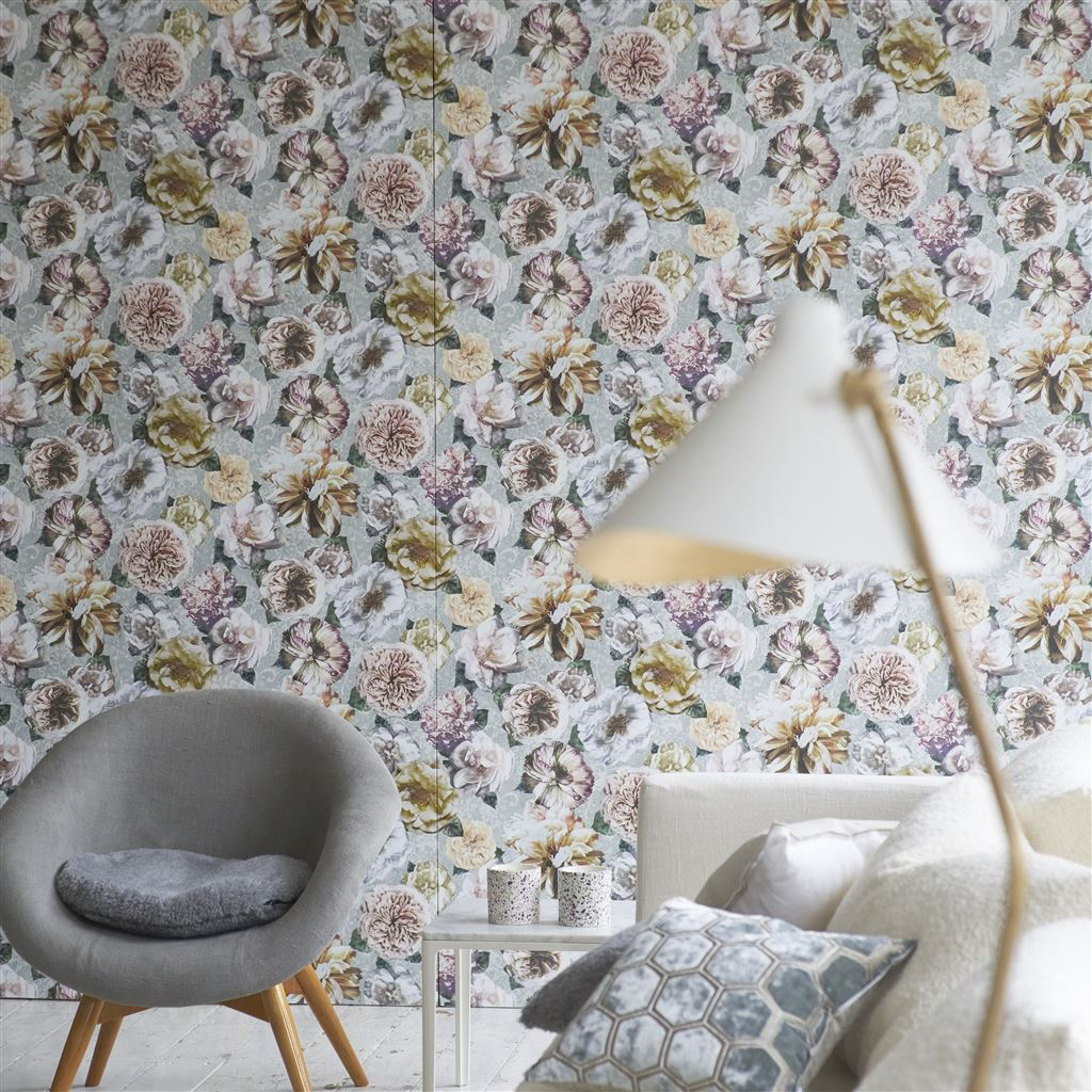 Designers Guild | Floral Wallpaper Pahari | meinewand.com