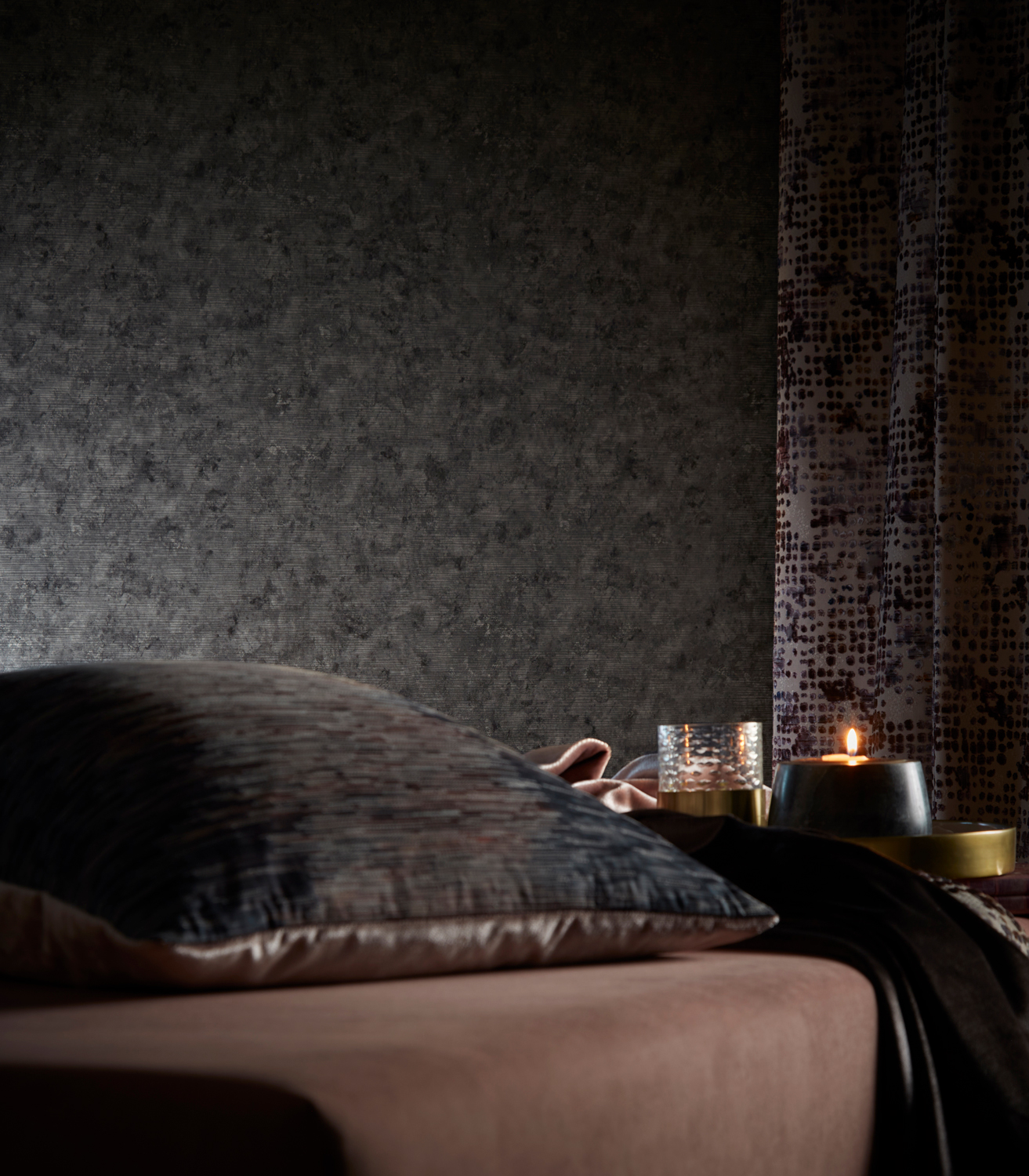 Clarke & Clarke Wallpaper Impression-9516