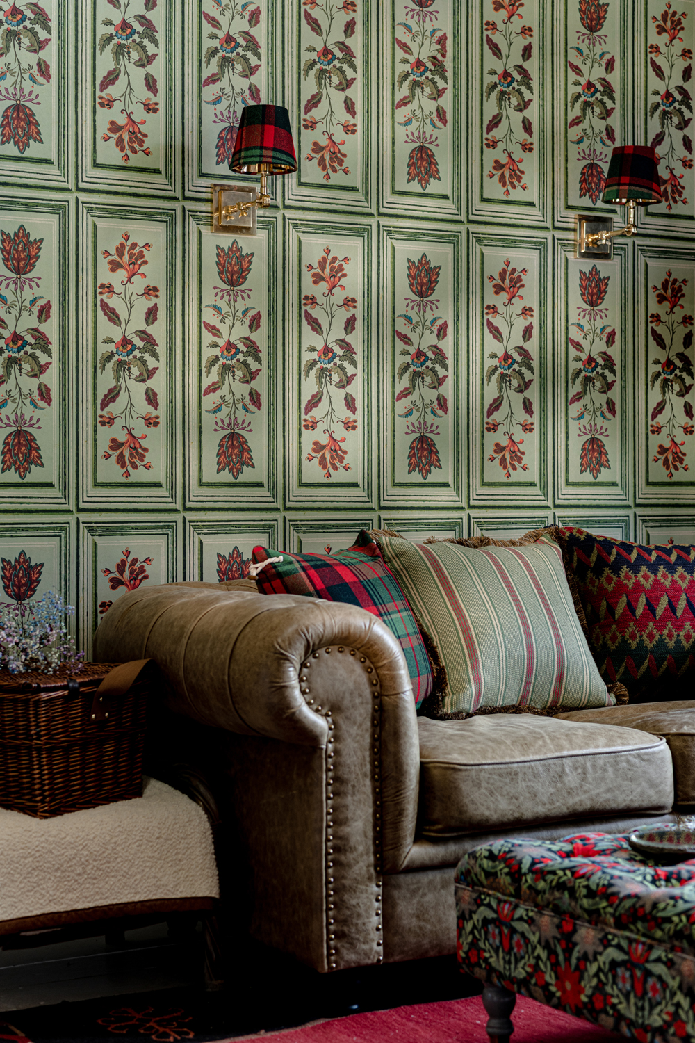 Mindthegap Wallpaper Tyrolean Panel-9549