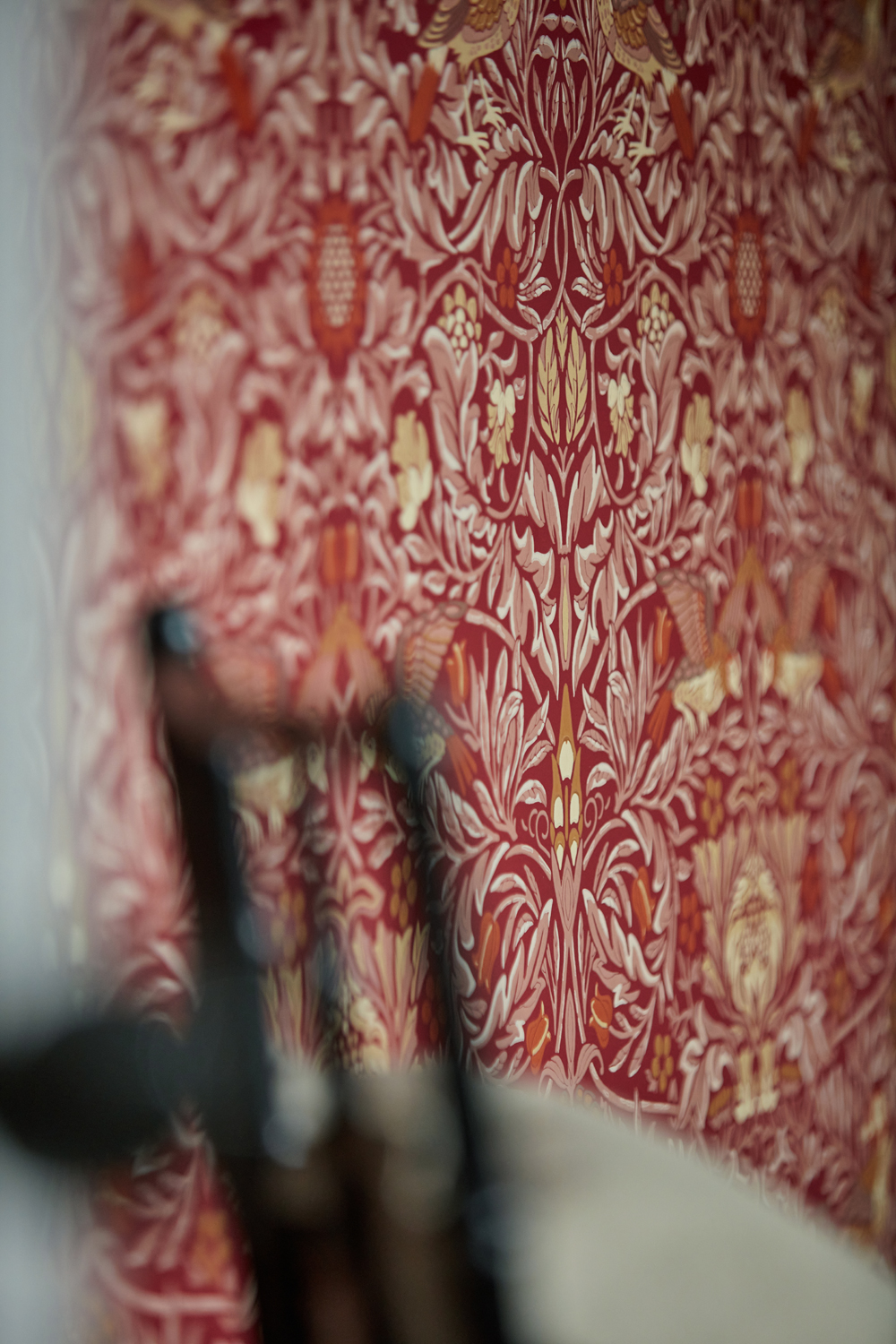 Morris & Co Wallpaper Bird-9807