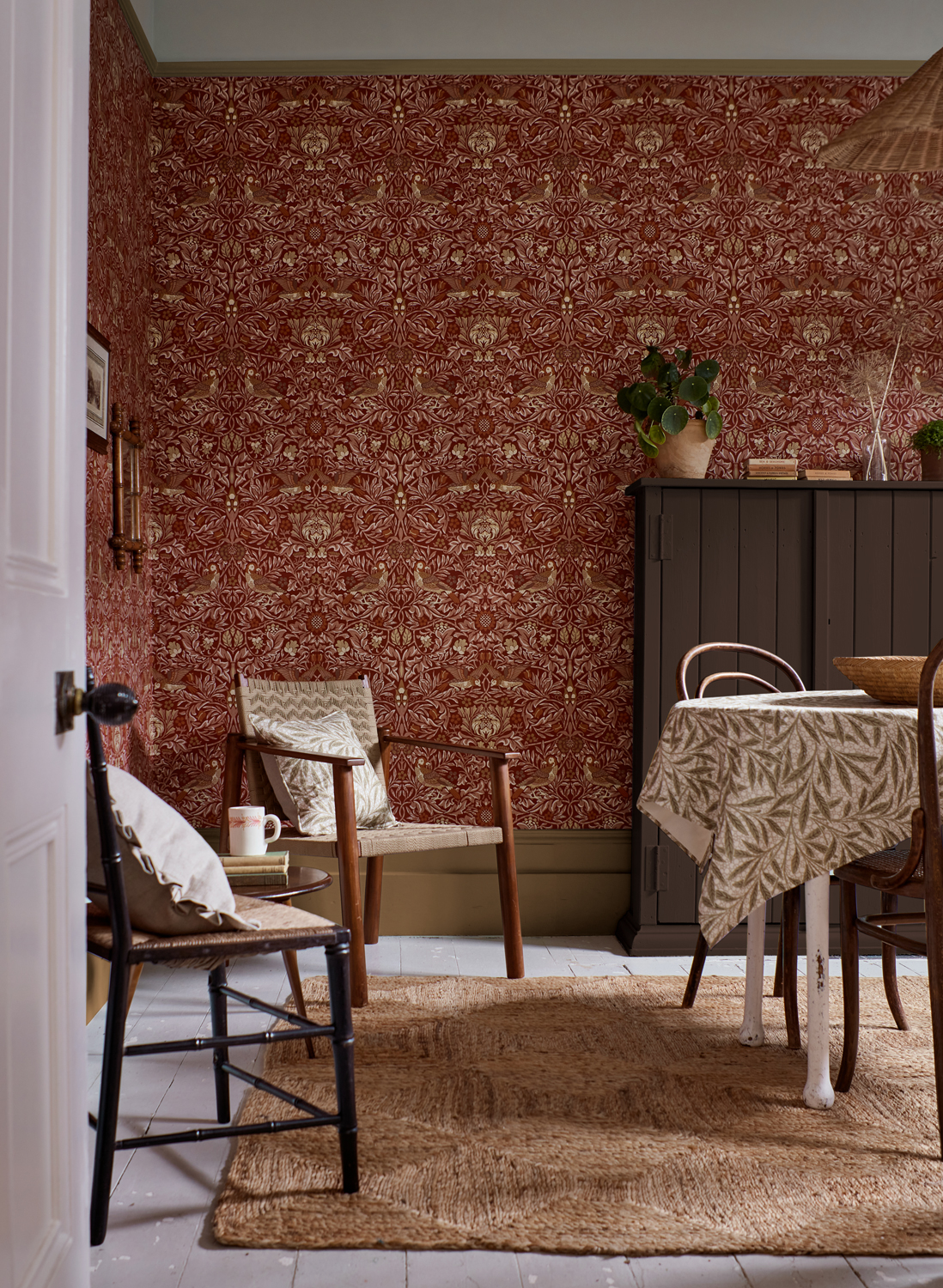 Morris & Co Wallpaper Bird-9807