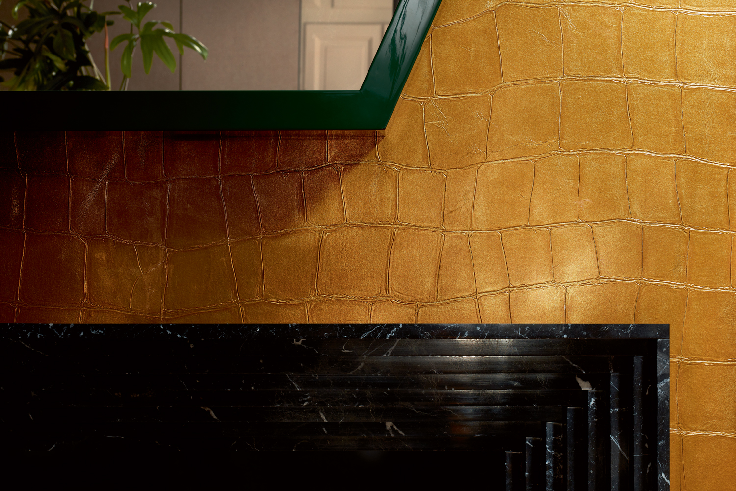 Elitis Wallpaper Big Croco Metal-9878